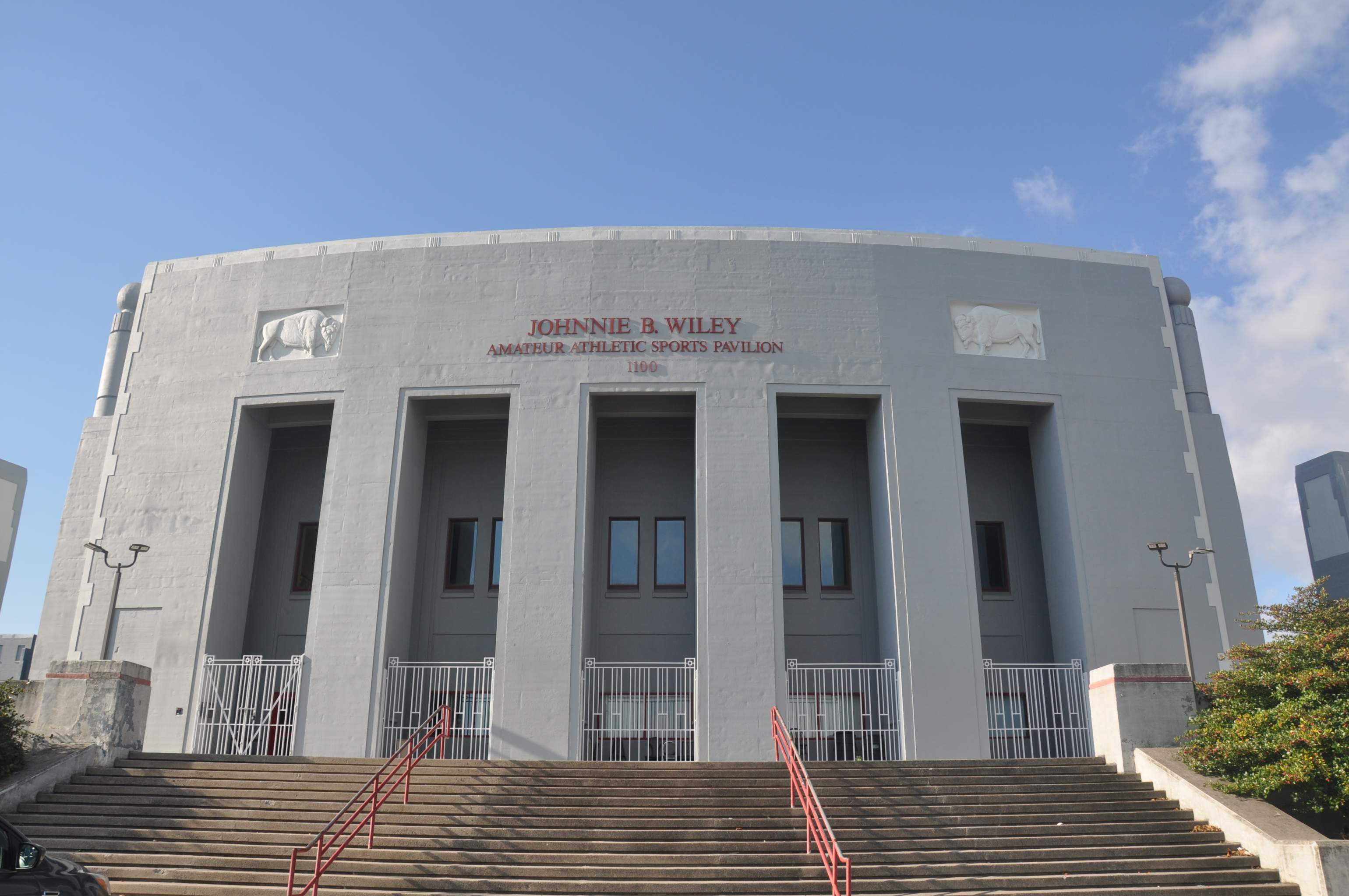 Johnnie B. Wiley Sports Pavilion Renovations > Work > Trautman ...